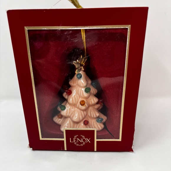 Lenox | Holiday | Lenox 896878 Treasured Traditions Pink Lit Tree ...